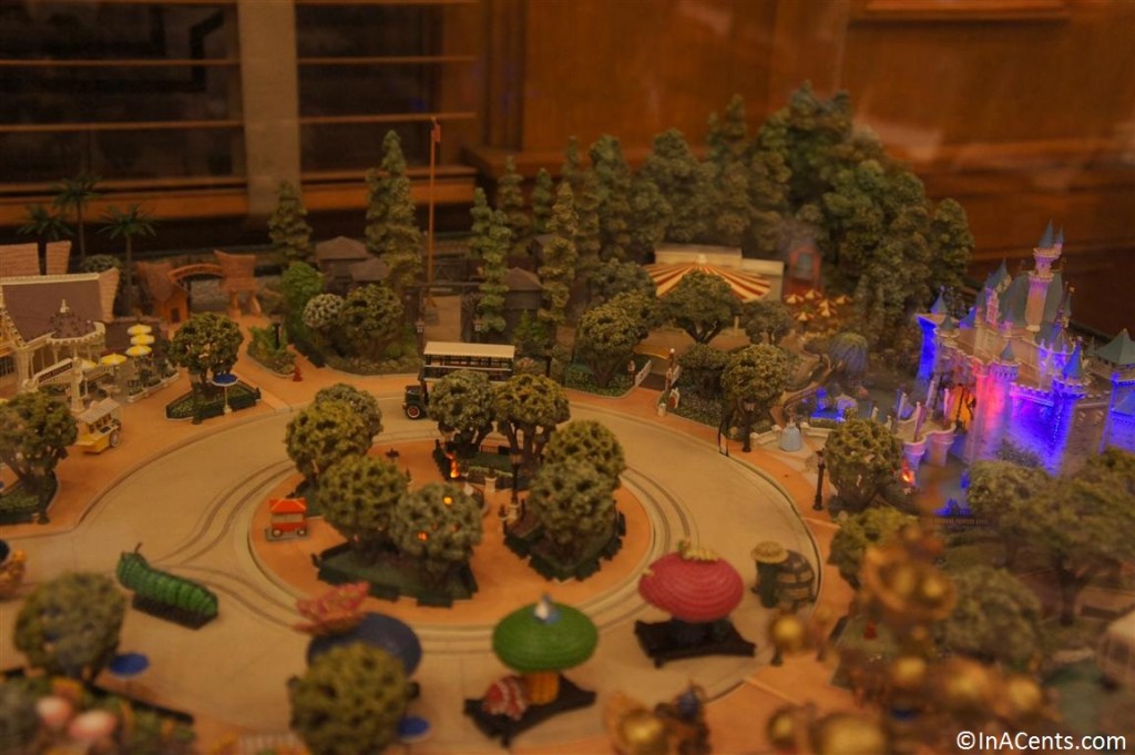 The Disney Gallery Models: Disneyland 1955 50th Anniversary, Main ...